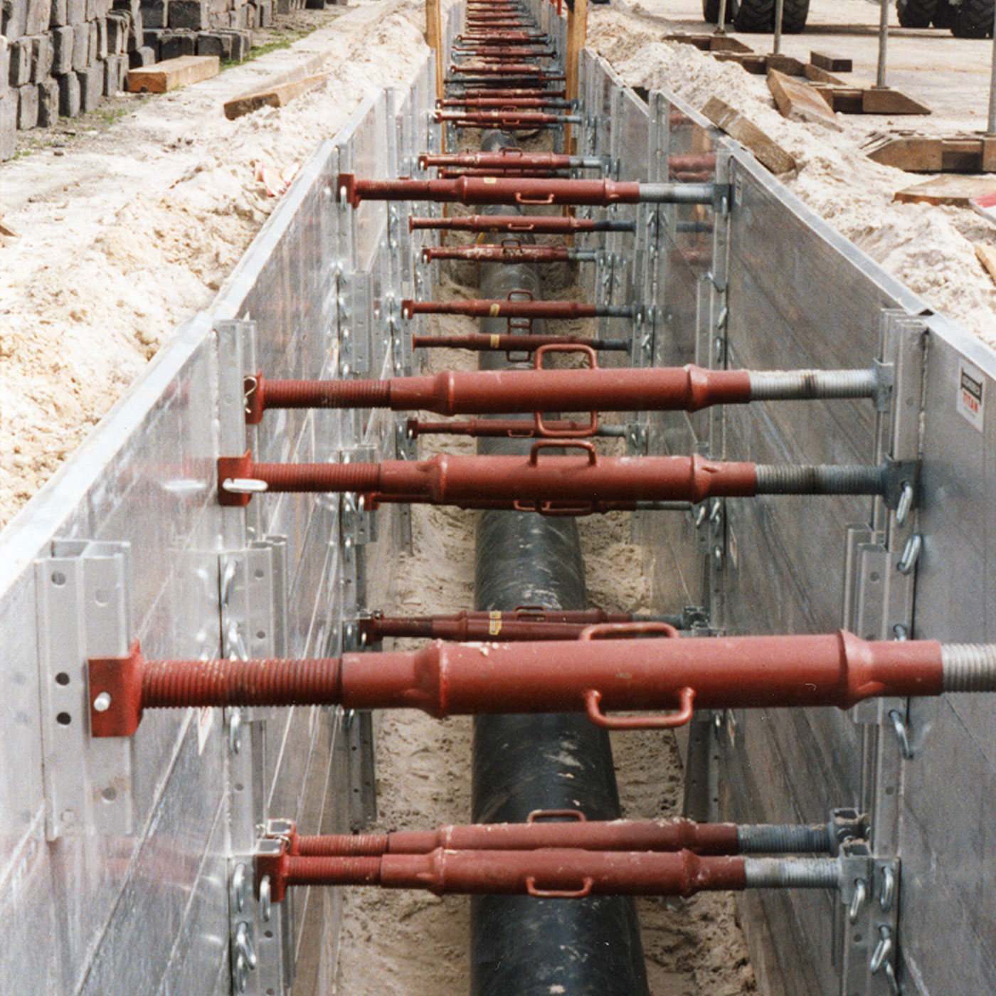 Alu-Leichtverbau TITAN - ISCHEBECK TITAN