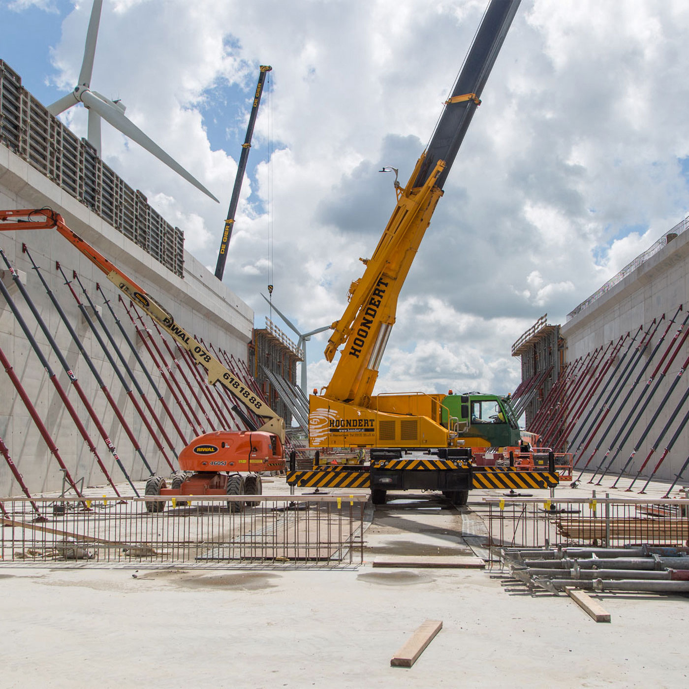 TITAN push-pull props - ISCHEBECK TITAN